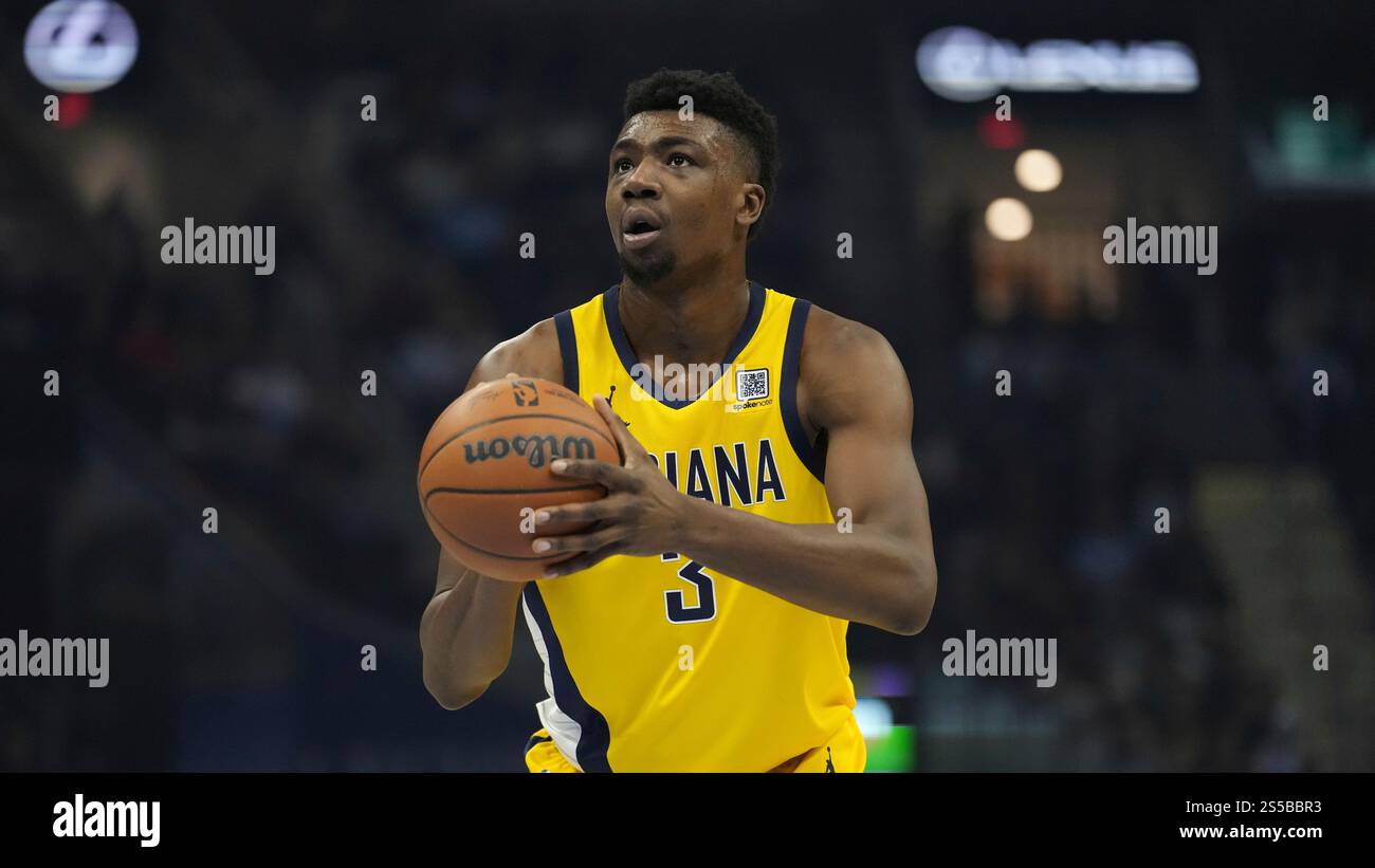 Indiana Pacers center Thomas Bryant (3) in the first half of an NBA ...