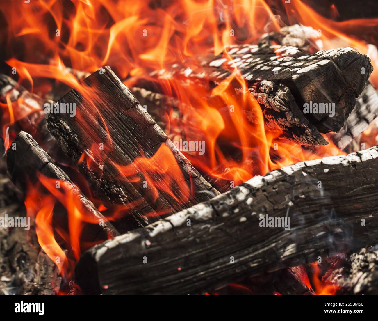 Bonfire orange flame in dark hi-res stock photography and images - Alamy