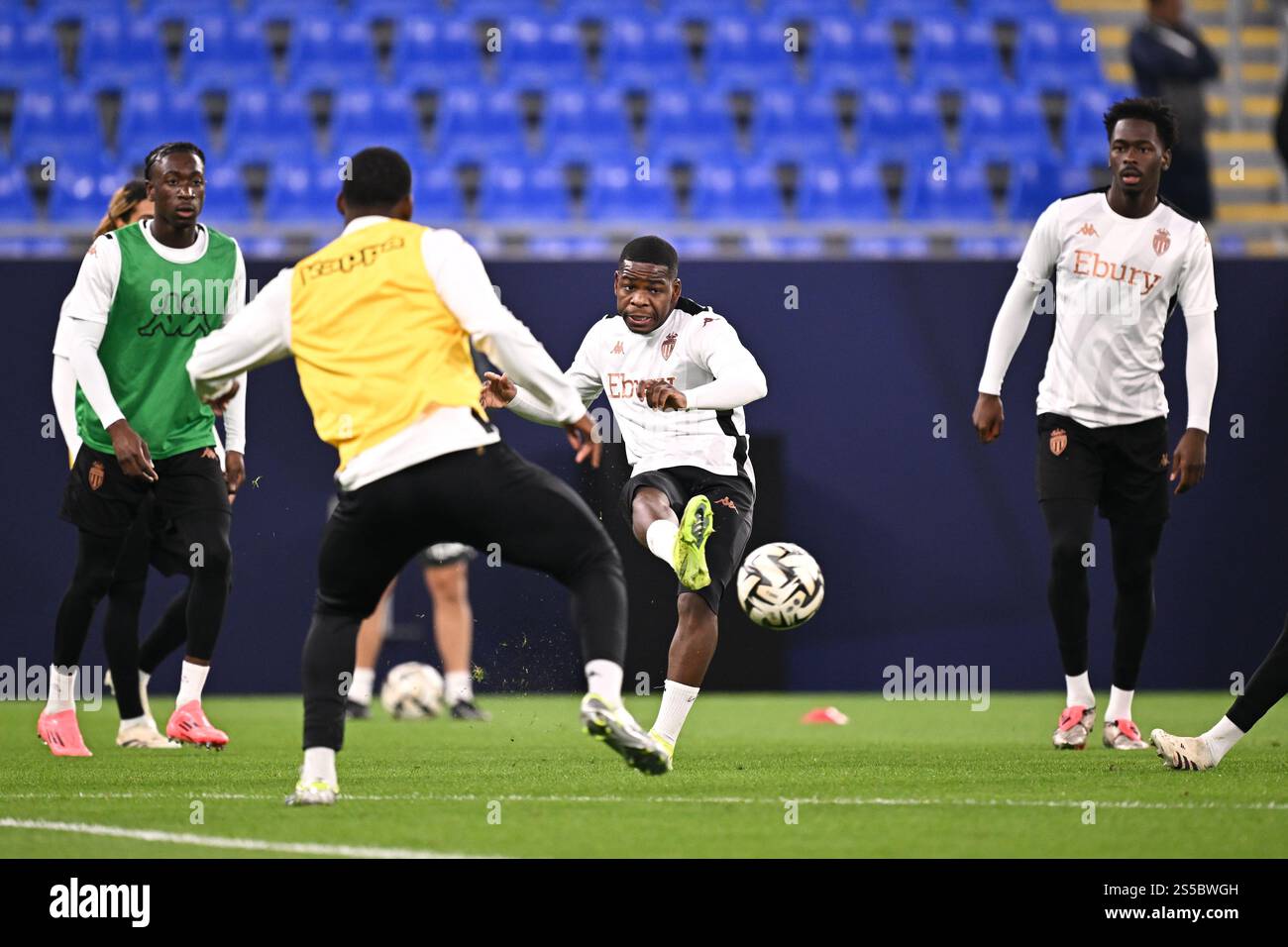 08 Eliot MATAZO (asm) during Paris Saint Germain and Monaco training ...