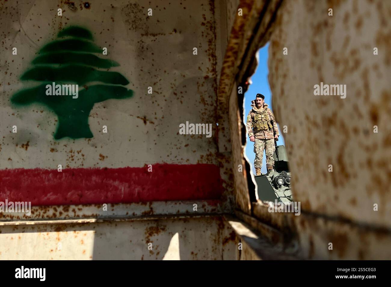 Tayr Harfa, Lebanon. 13th Jan, 2024. A Lebanese army soldier is seen ...