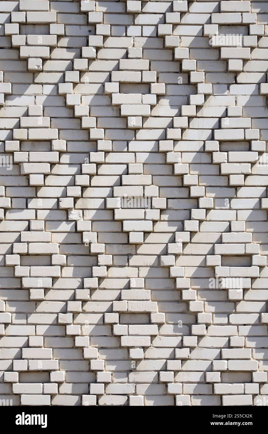 Diamond brickwork pattern hi-res stock photography and images - Alamy