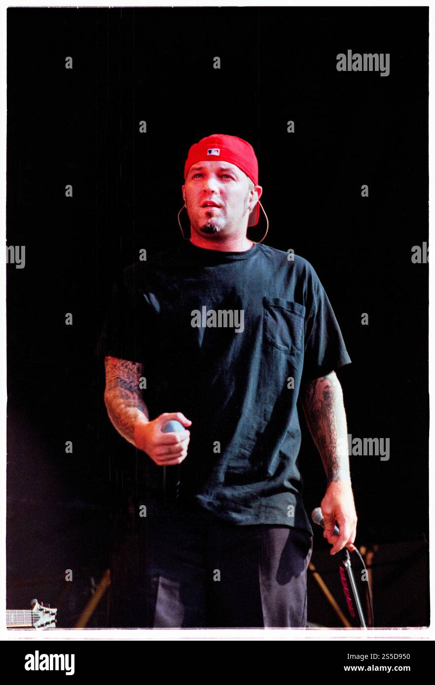 FRED DURST, LIMP BIZKIT, YOUNG, READING FESTIVAL, 2000: Fred Durst from ...