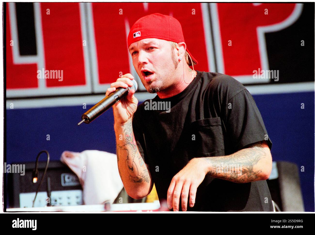 FRED DURST, LIMP BIZKIT, YOUNG, READING FESTIVAL, 2000: Fred Durst from ...