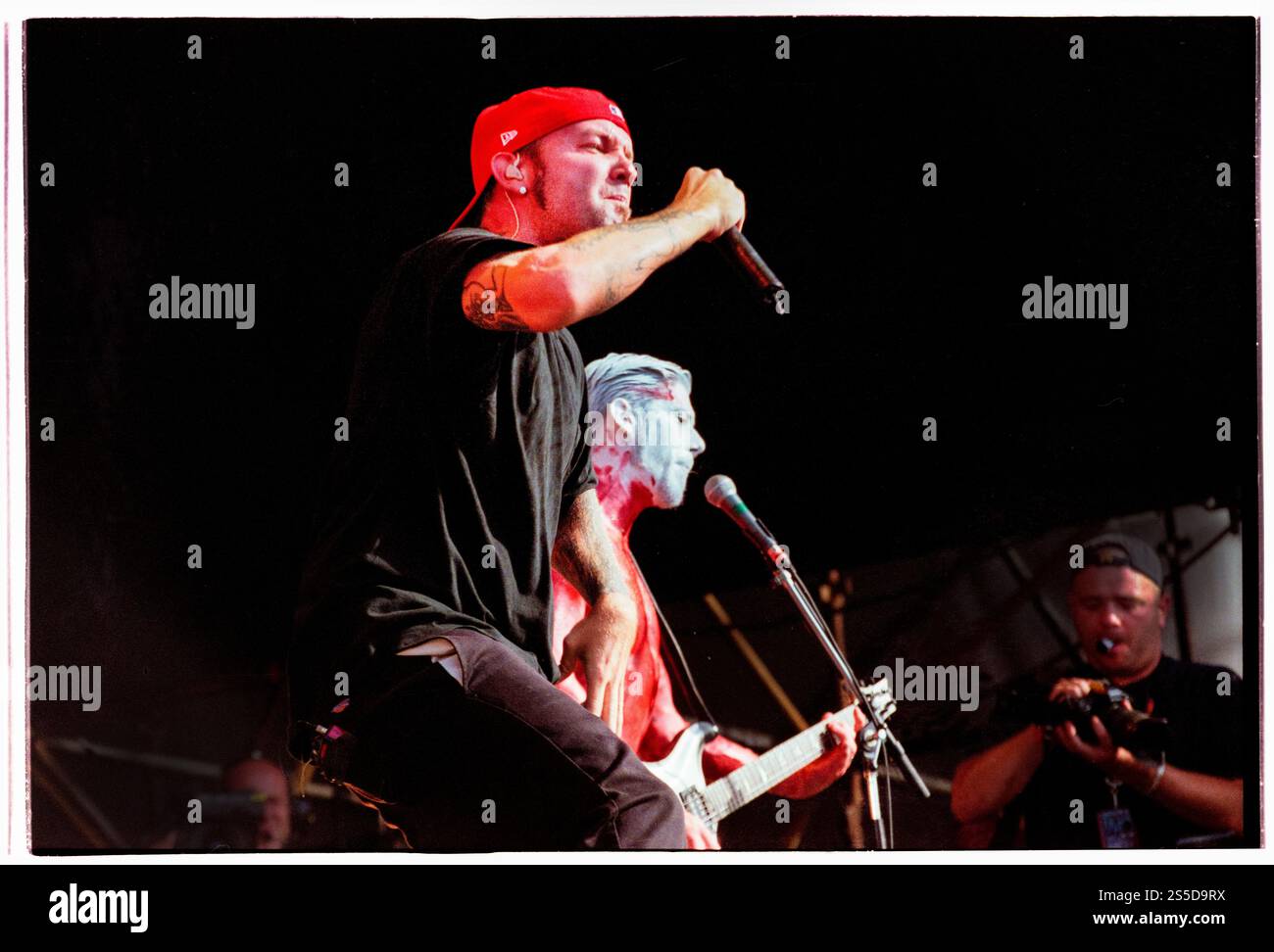 FRED DURST, LIMP BIZKIT, YOUNG, READING FESTIVAL, 2000: Fred Durst from ...