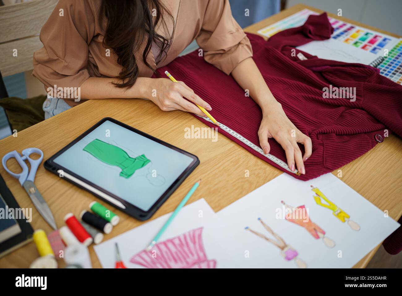 Creativefashion hi-res stock photography and images - Alamy