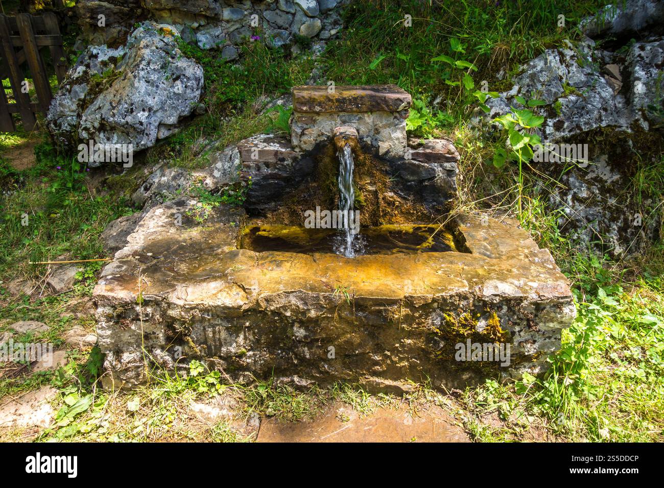 Fresh spring fountain in picos de europa hi-res stock photography and ...