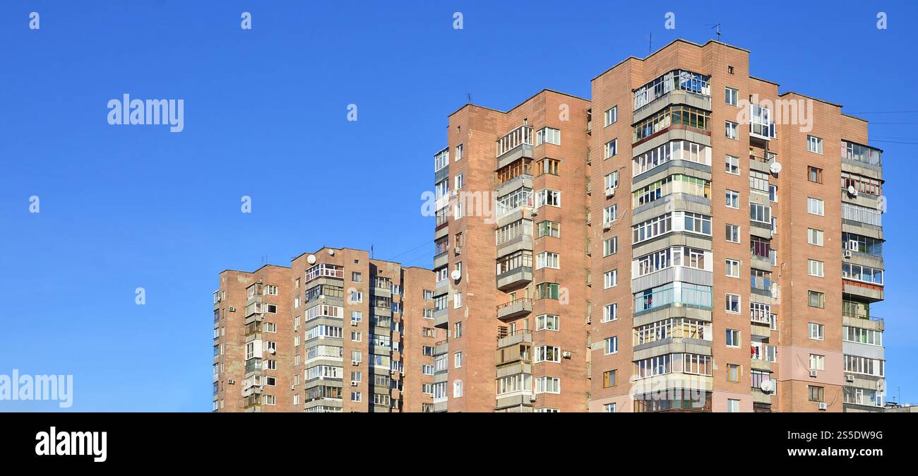 Detailed photo of multi-storey residential building with lots of ...