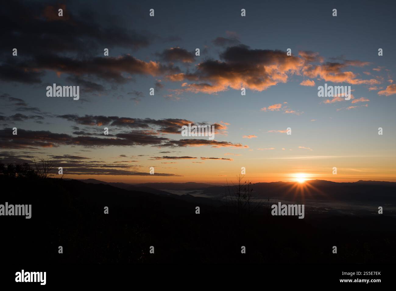 Mountain range in the morning, Silhouette layer mountain Stock Photo ...