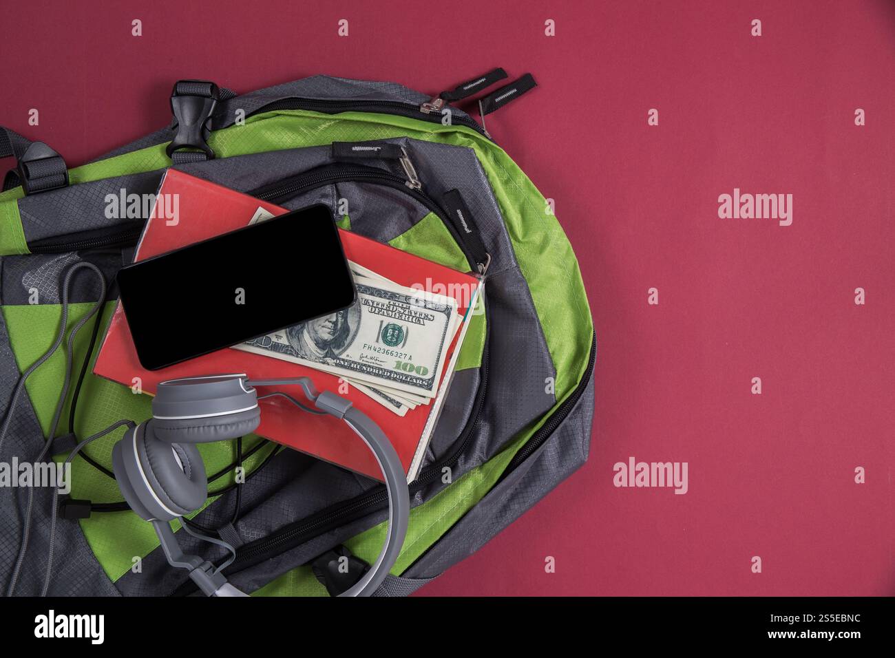 Female tourist bag hi-res stock photography and images - Alamy