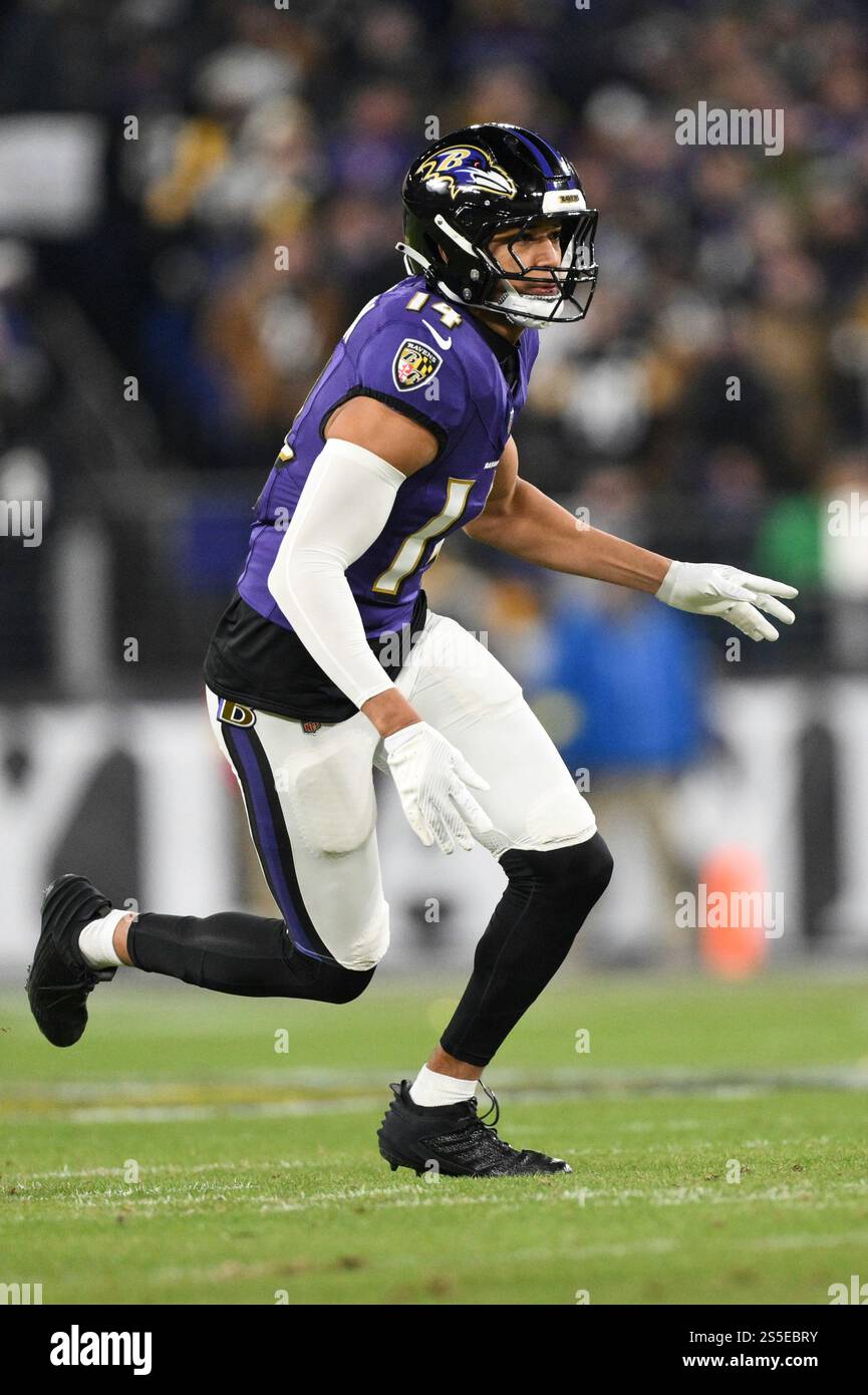 Baltimore Ravens safety Kyle Hamilton (14) in action during the first ...