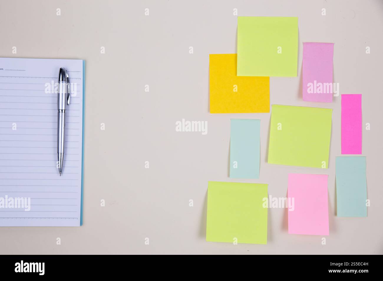 Top view sticky note hi-res stock photography and images - Alamy