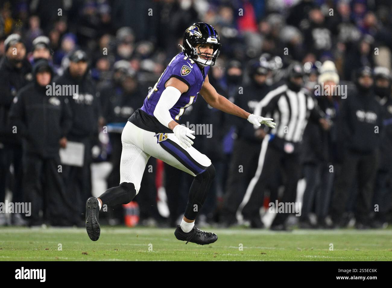 Baltimore Ravens safety Kyle Hamilton (14) in action during the second ...