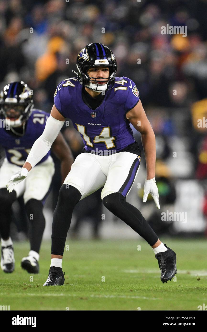 Baltimore Ravens safety Kyle Hamilton (14) in action during the second ...