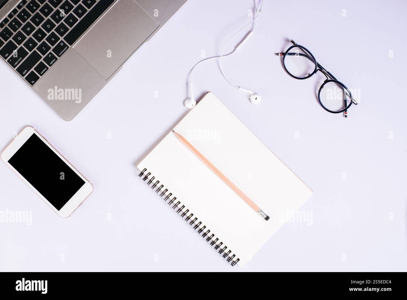 Flat lay, top view office table desk. Workspace background Stock Photo ...