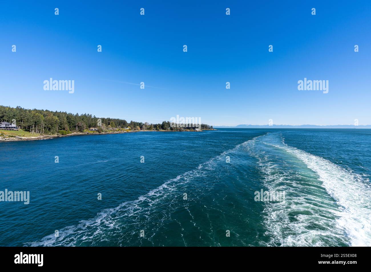 Ferry sailing on the ocean, Southern Gulf Islands, Strait of Georgia ...
