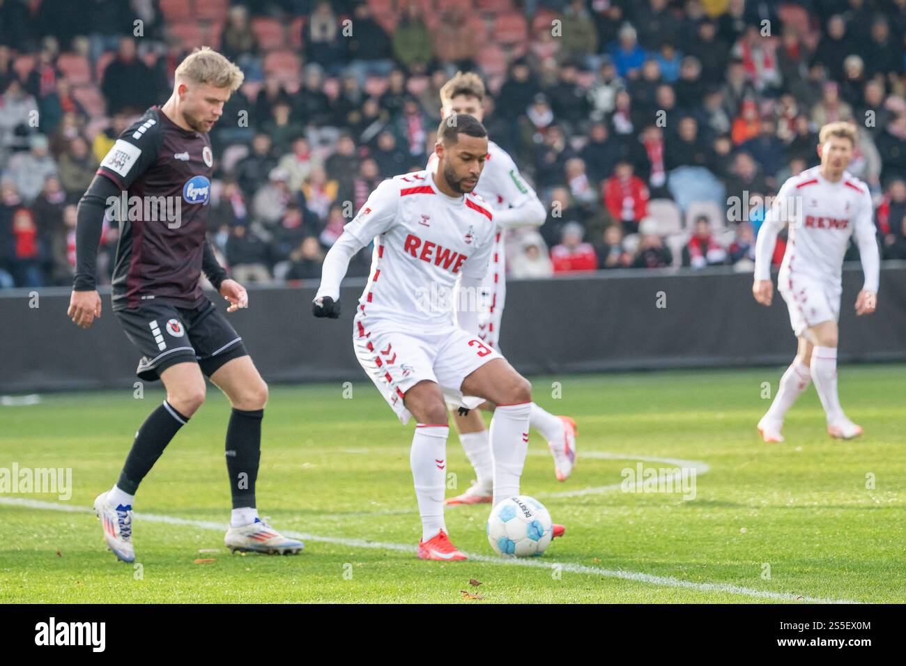 Koeln, Deutschland. 14th Jan, 2025. 14.01.2025, Fussball: Freundschaftsspiel, 1. FC Koeln ...