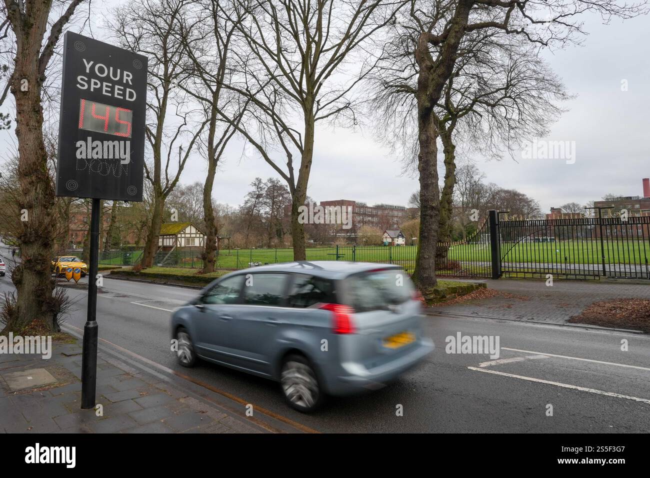 Linden Road, Bournville Birmingham 14th January 2025 - A Speed monitor ...
