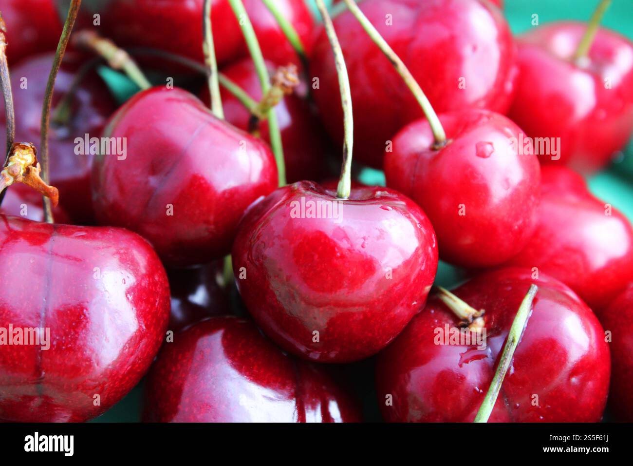 Tasty fresh red cherry fruits Stock Photo - Alamy