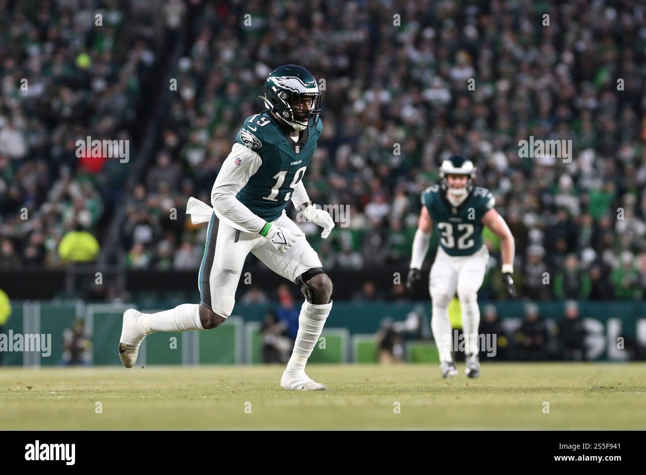 Philadelphia Eagles linebacker Josh Sweat (19) in action during the ...