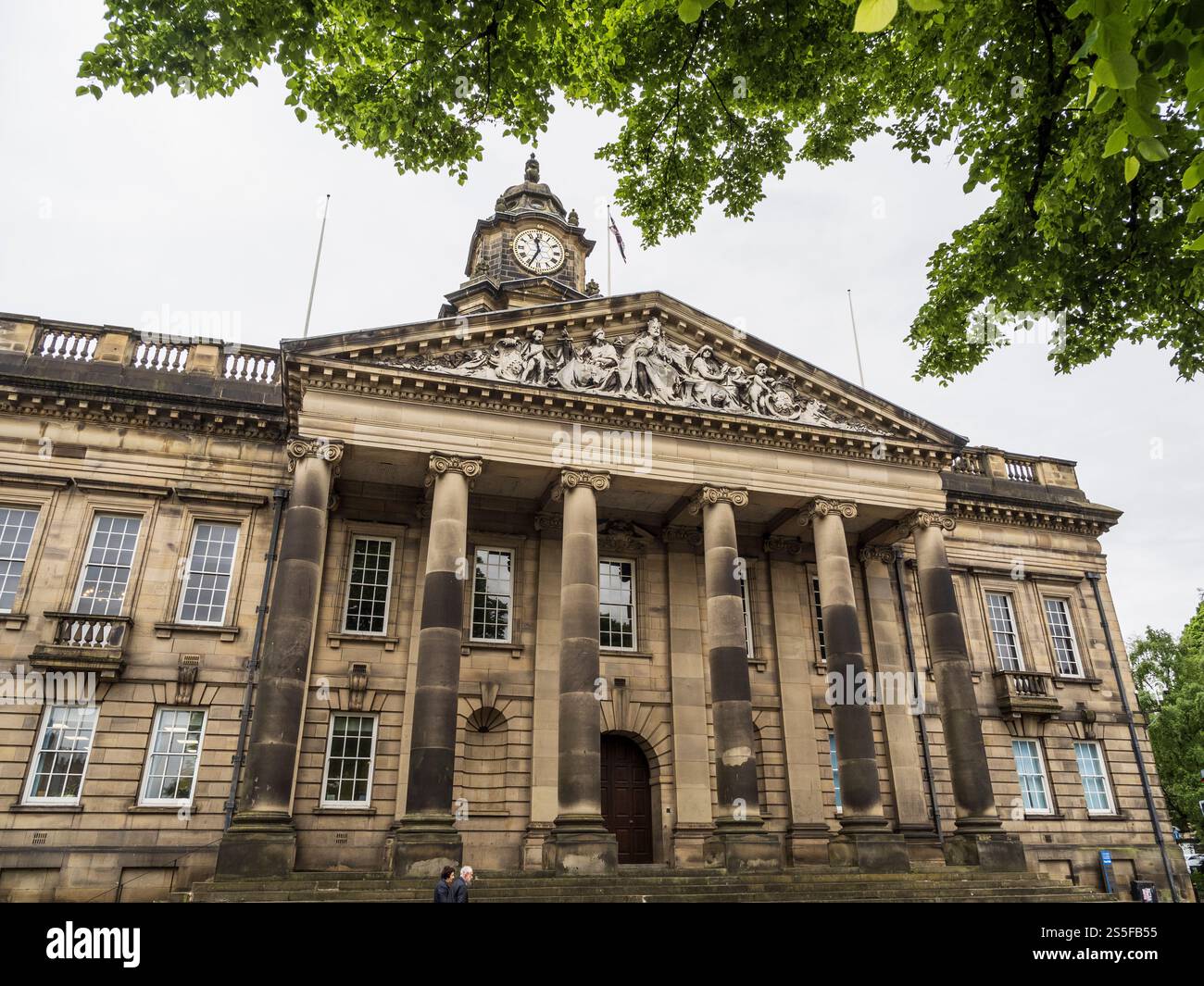Lancaster Town Hall, Dalton Square, Lancaster Stock Photo - Alamy