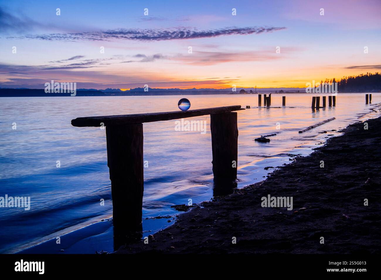 Scenic sunset over lake colorful hi-res stock photography and images ...