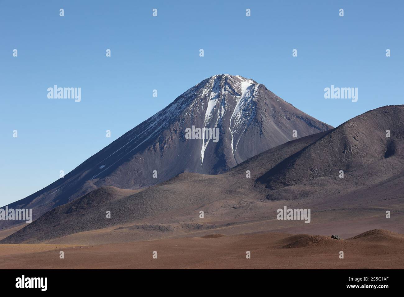 Volcano Lincancabur on the Bolivia Chile Border Stock Photo - Alamy