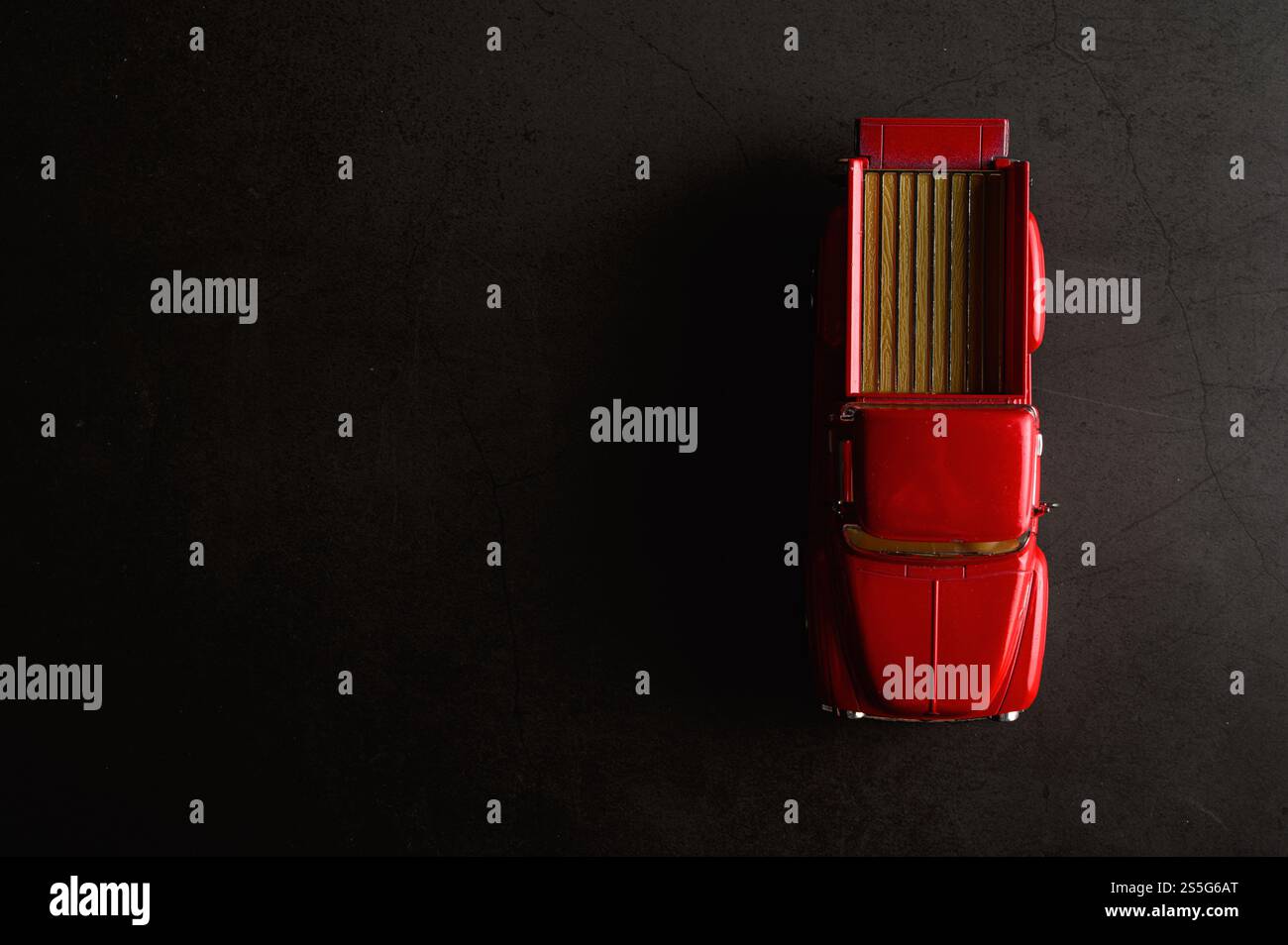 Retro pickup red truck hi-res stock photography and images - Alamy