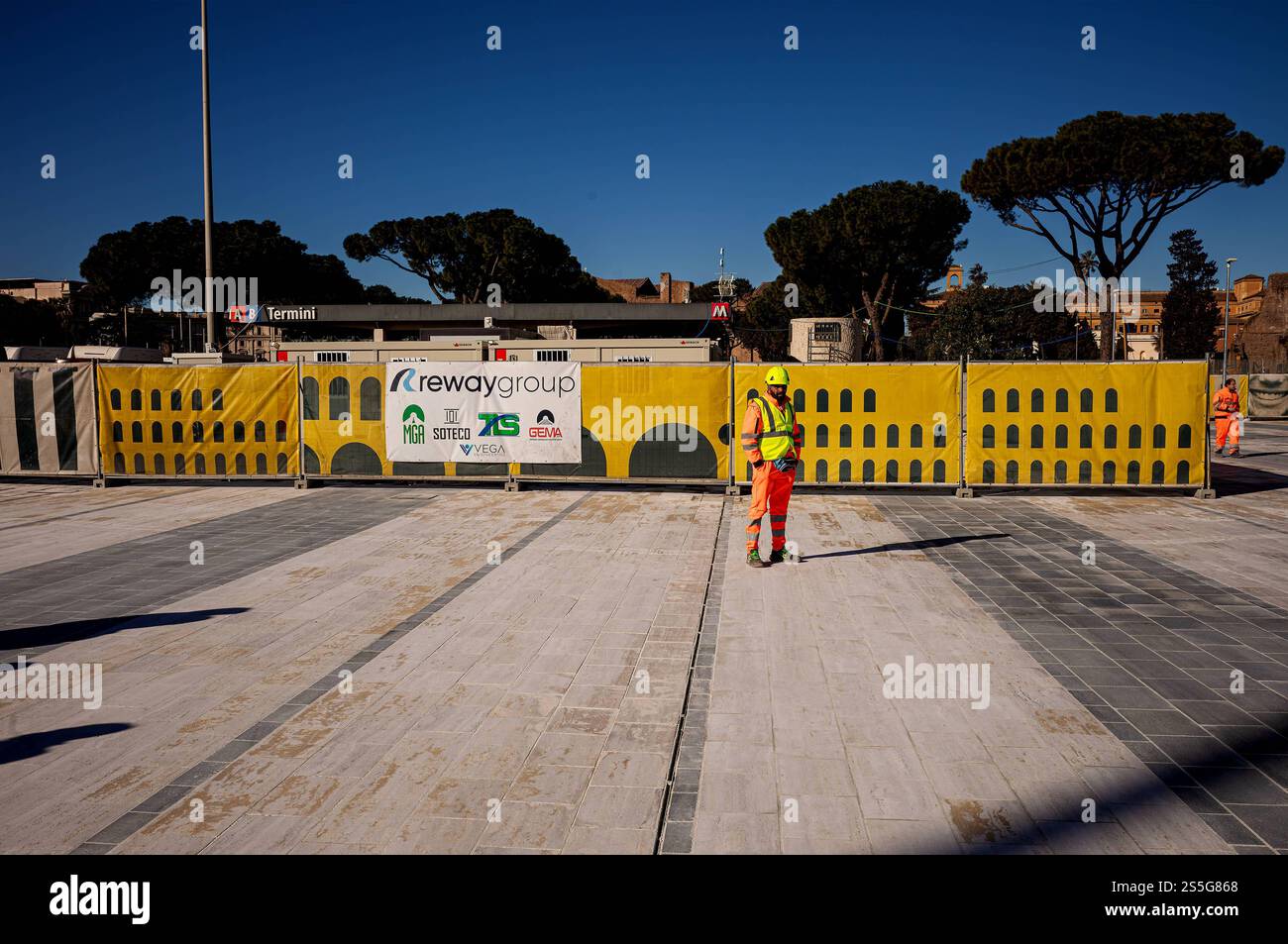 Inaugurated Piazzale dei Cinquecento for the Jubilee ROME, ITALY ...