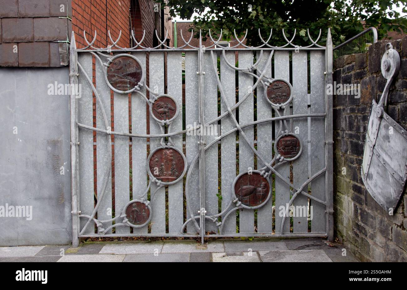 Metal artwork and gates at Bank Square, Ebbw Vale around Heart of the ...
