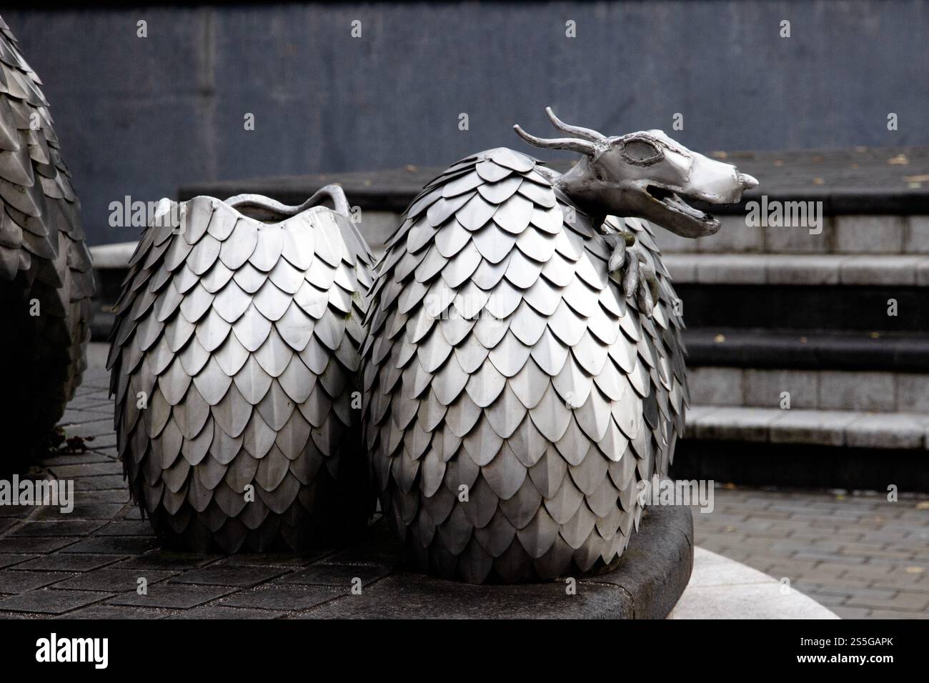 Heart of the Furnace steel dragon sculpture by Sam Pask and William ...
