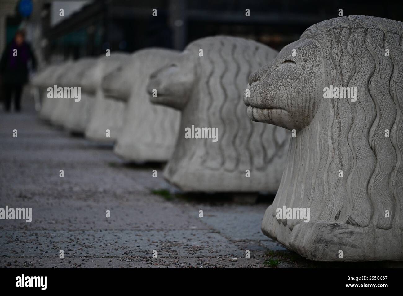 Stockholm, Uppland, Sweden. December 31 2024. Guardian lions on Citizen ...