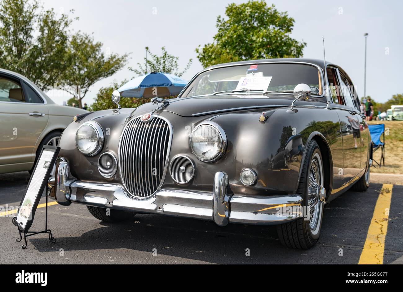 Chicago, Illinois, USA - September 08, 2024: Silver vintage car Jaguar ...