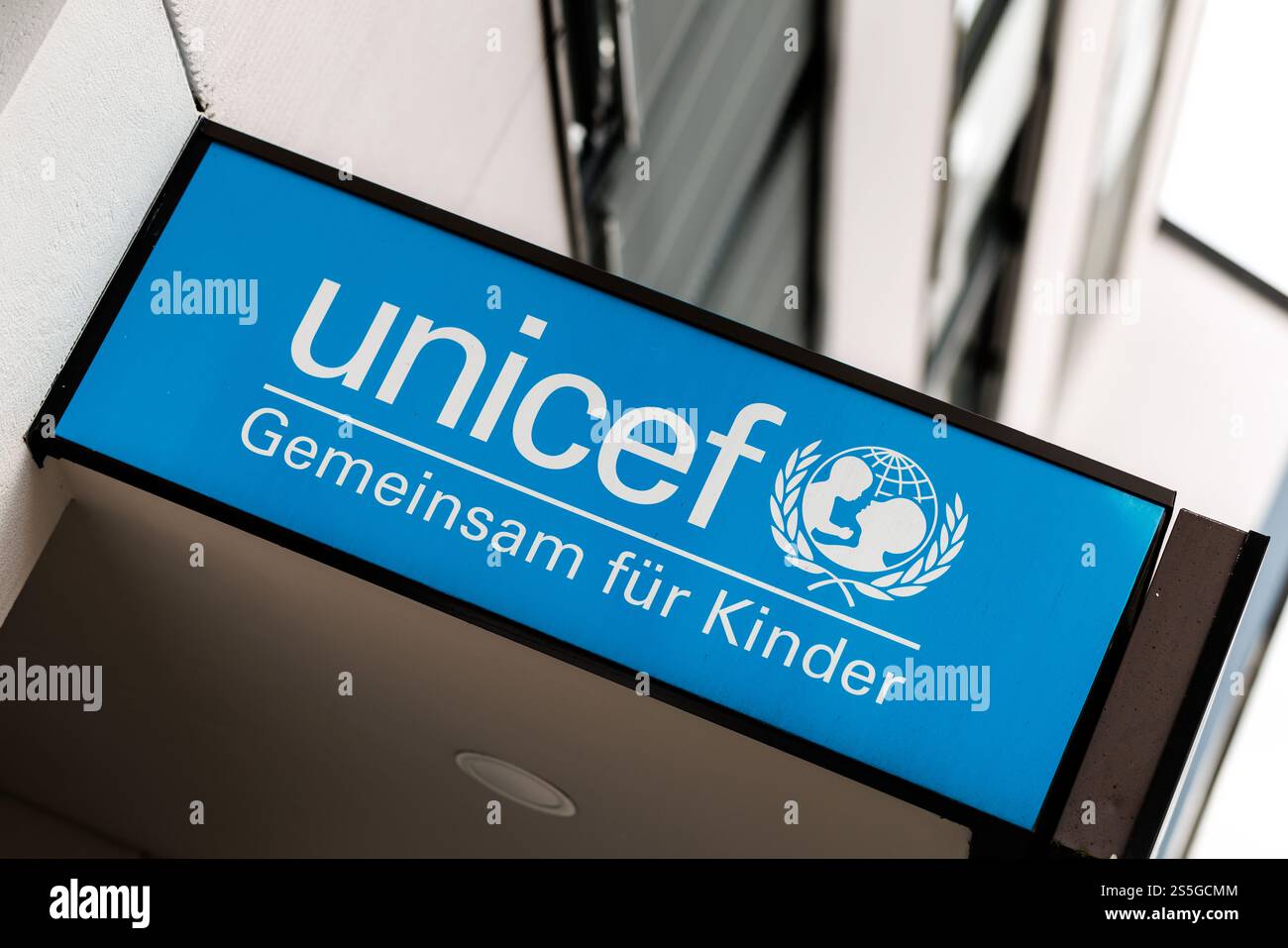 Logo with children theme hi-res stock photography and images - Alamy