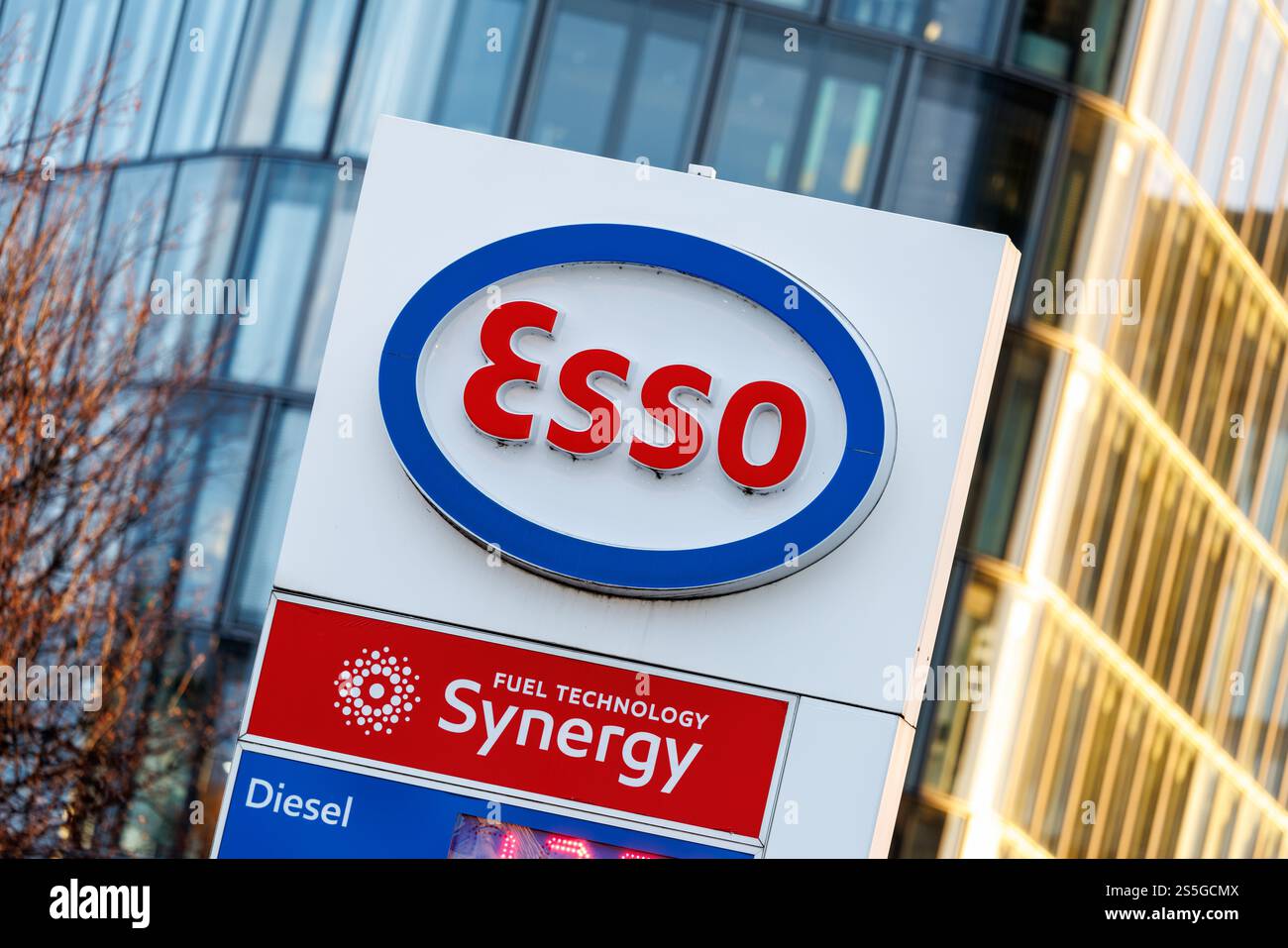 Eg group petrol hi-res stock photography and images - Alamy