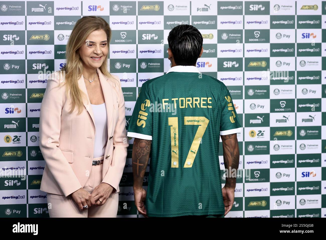 Sao Paulo, Brazil. 14th Jan, 2025. SP - SAO PAULO - 01/14/2025 - PALMEIRAS, FACUNDO TORRES ...