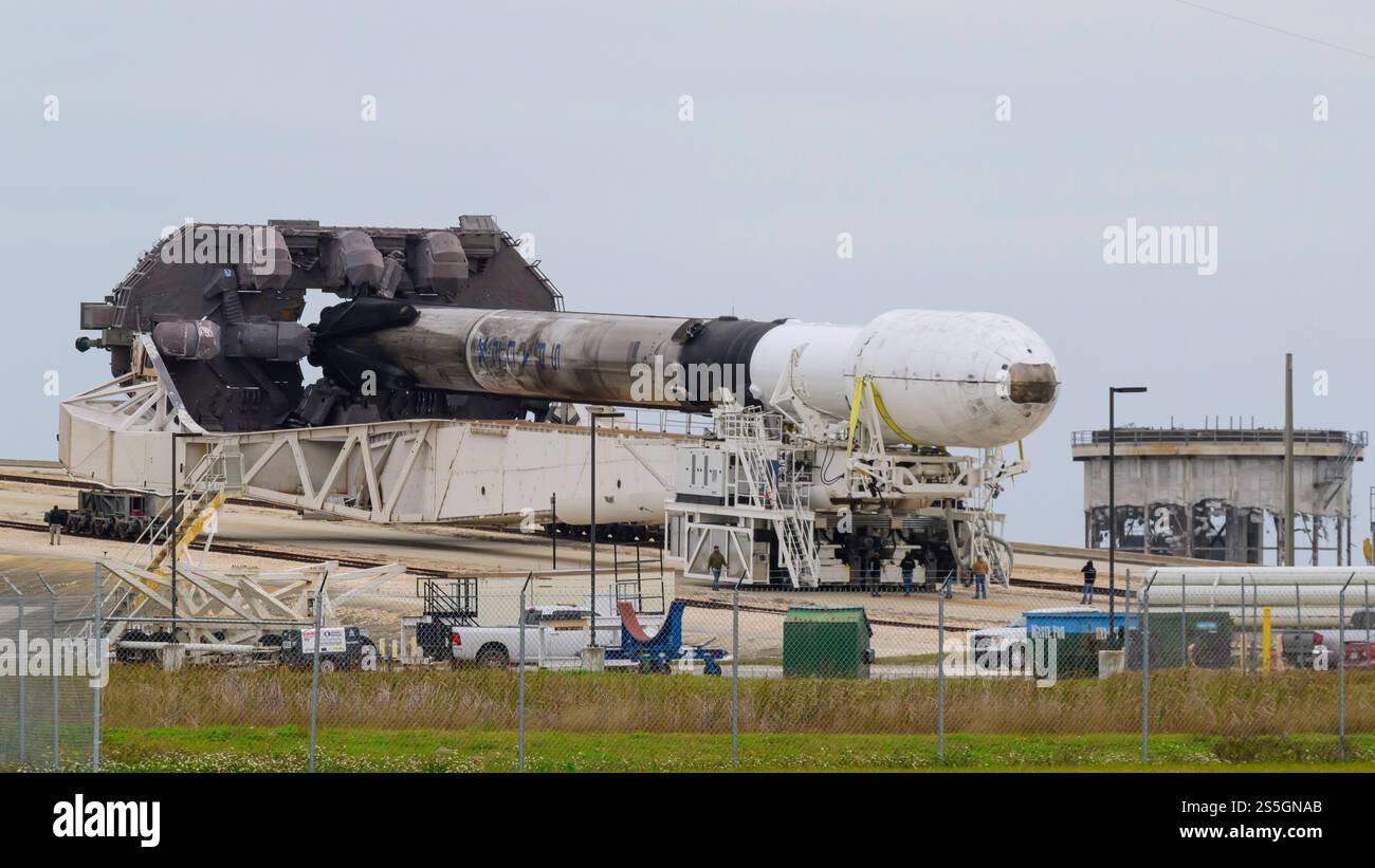 Hangarx hi-res stock photography and images - Alamy