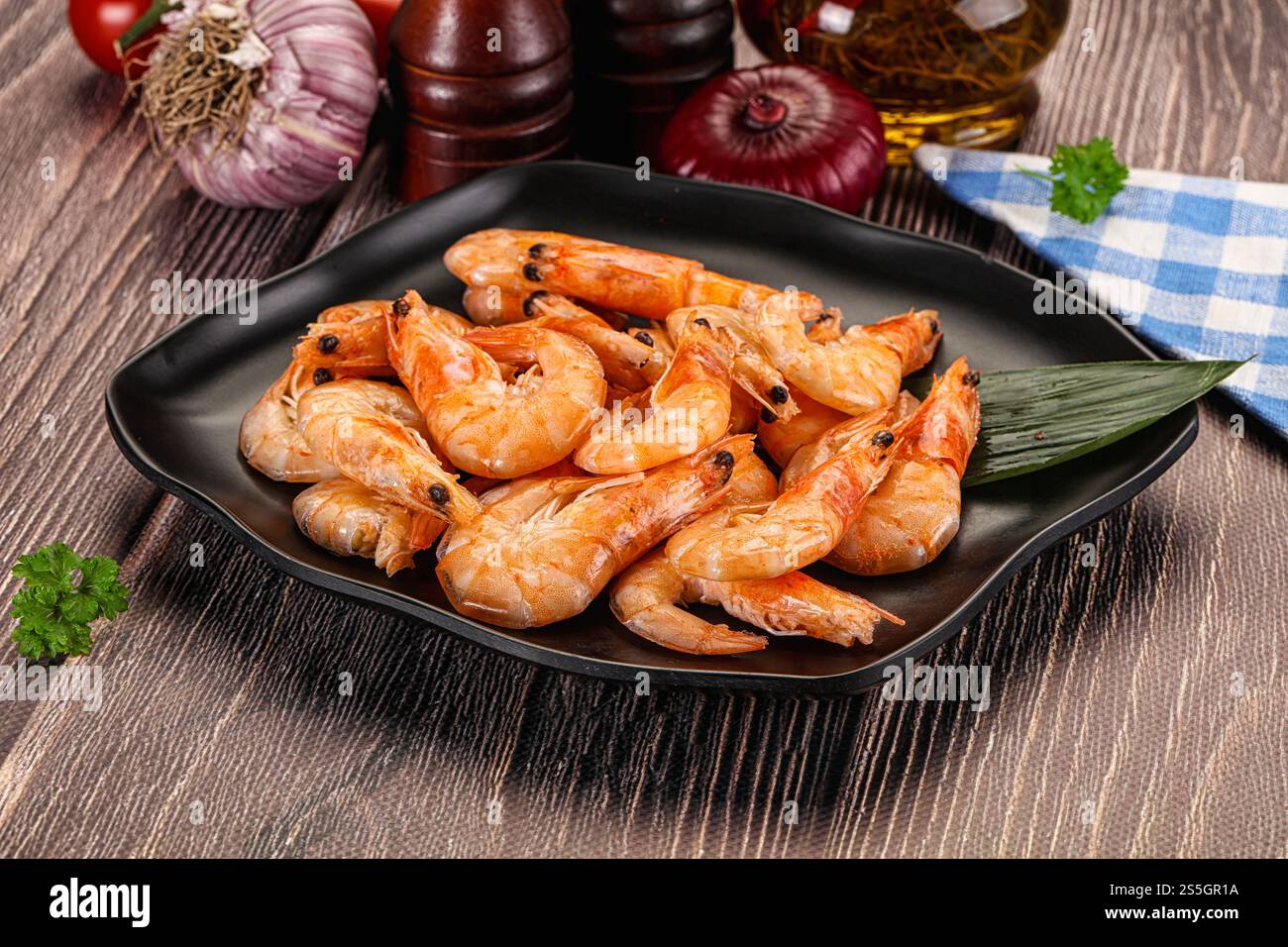 Steamed red prawn with spices in the plate Stock Photo - Alamy