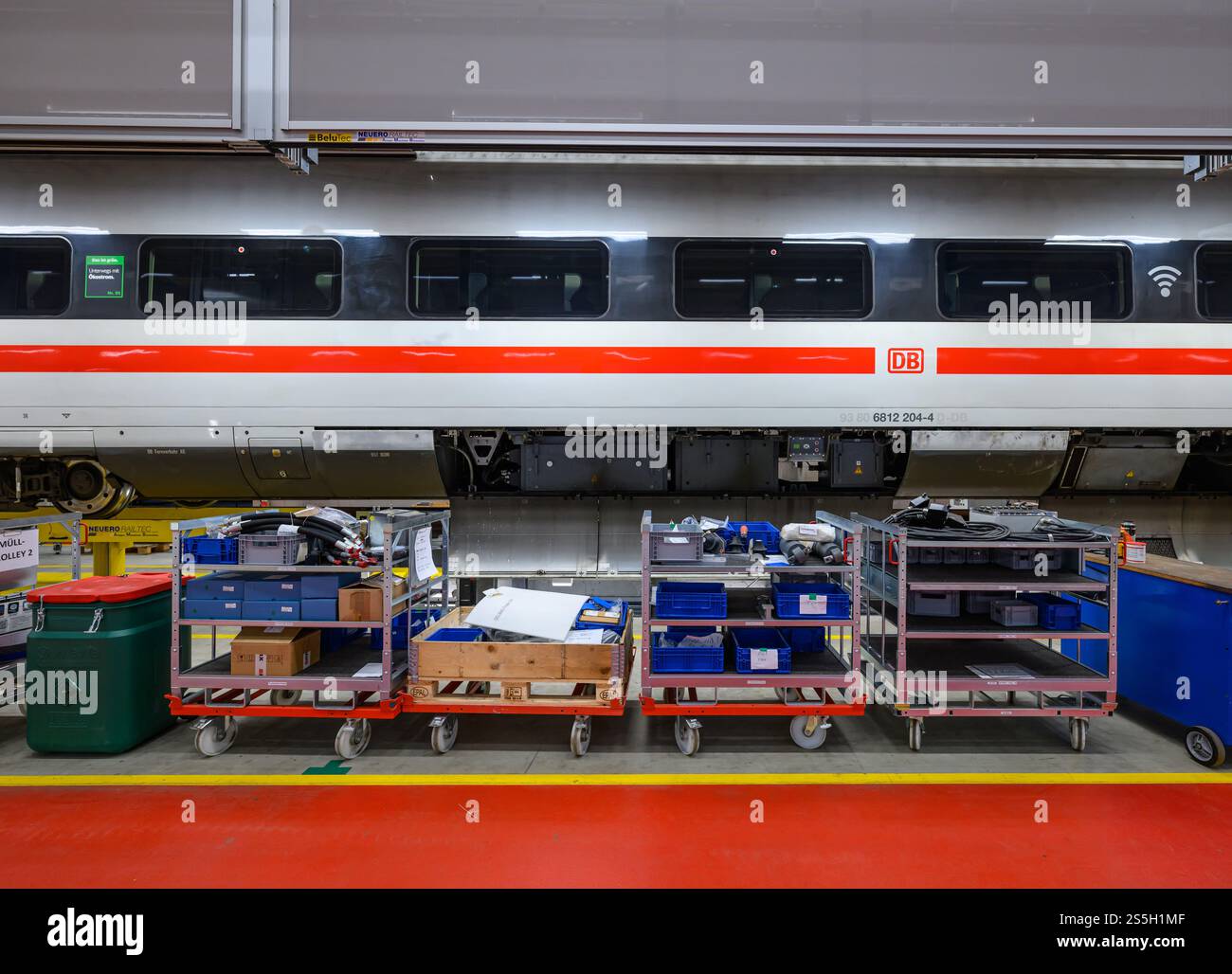 Cottbus, Germany. 09th Jan, 2025. An ICE train stands in Deutsche Bahn ...
