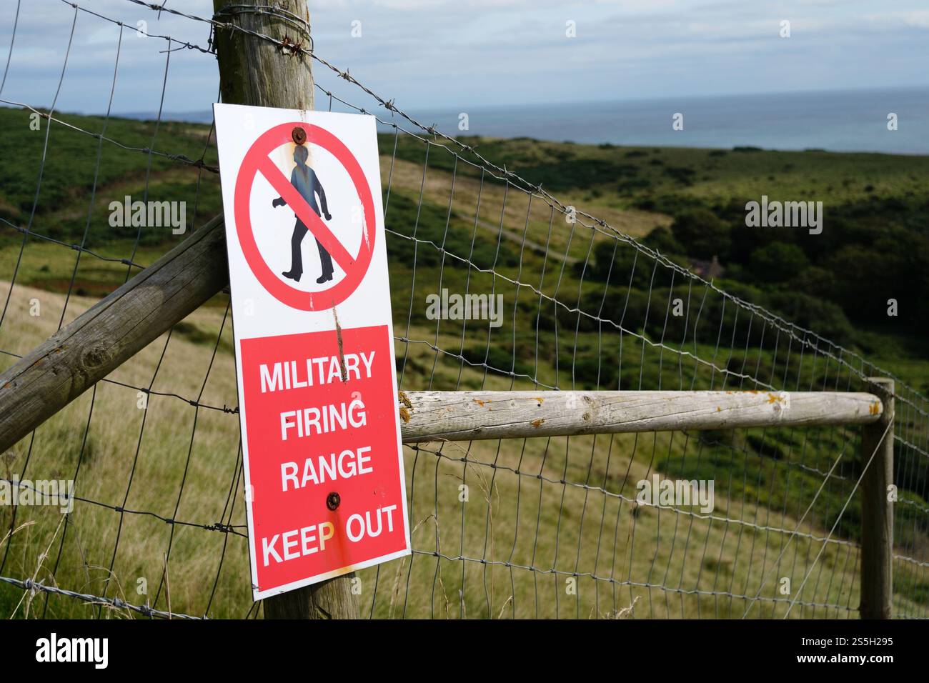 No Access Sign for Ministry of Defence ( MOD ) Lulworth Firing Range ...