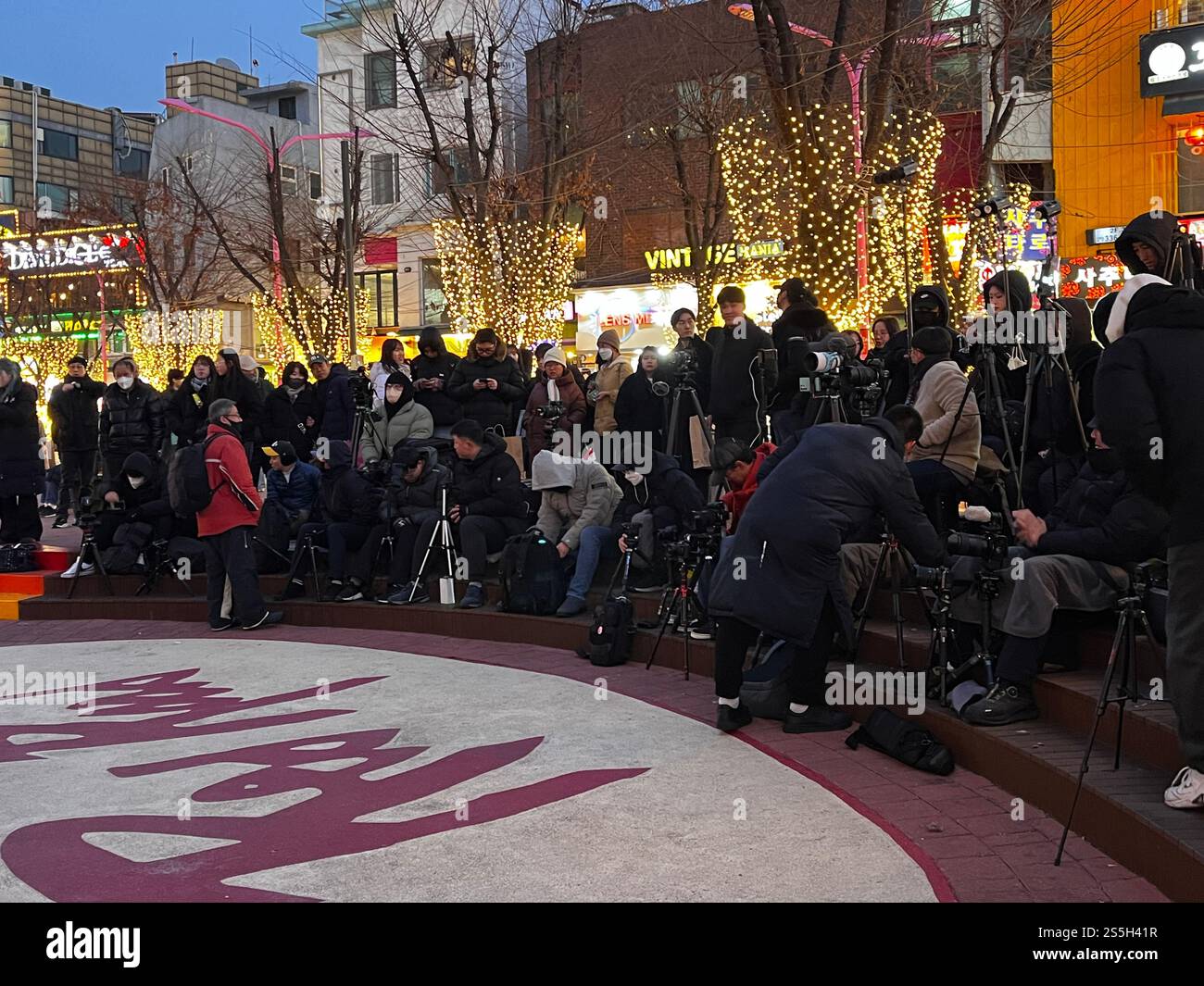 Seoul, Hongdae District, - Hongdae (Korean: 홍대) is a neighborhood in ...