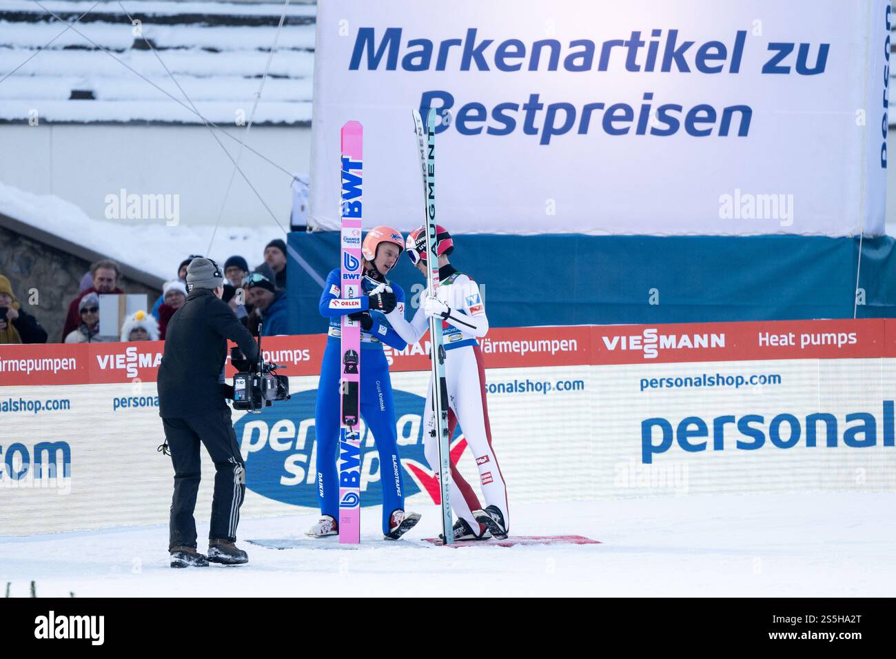 HAYBOECK Michael (Oesterreich), KUBACKI Dawid (Polen) im Ziel, GER, FIS ...