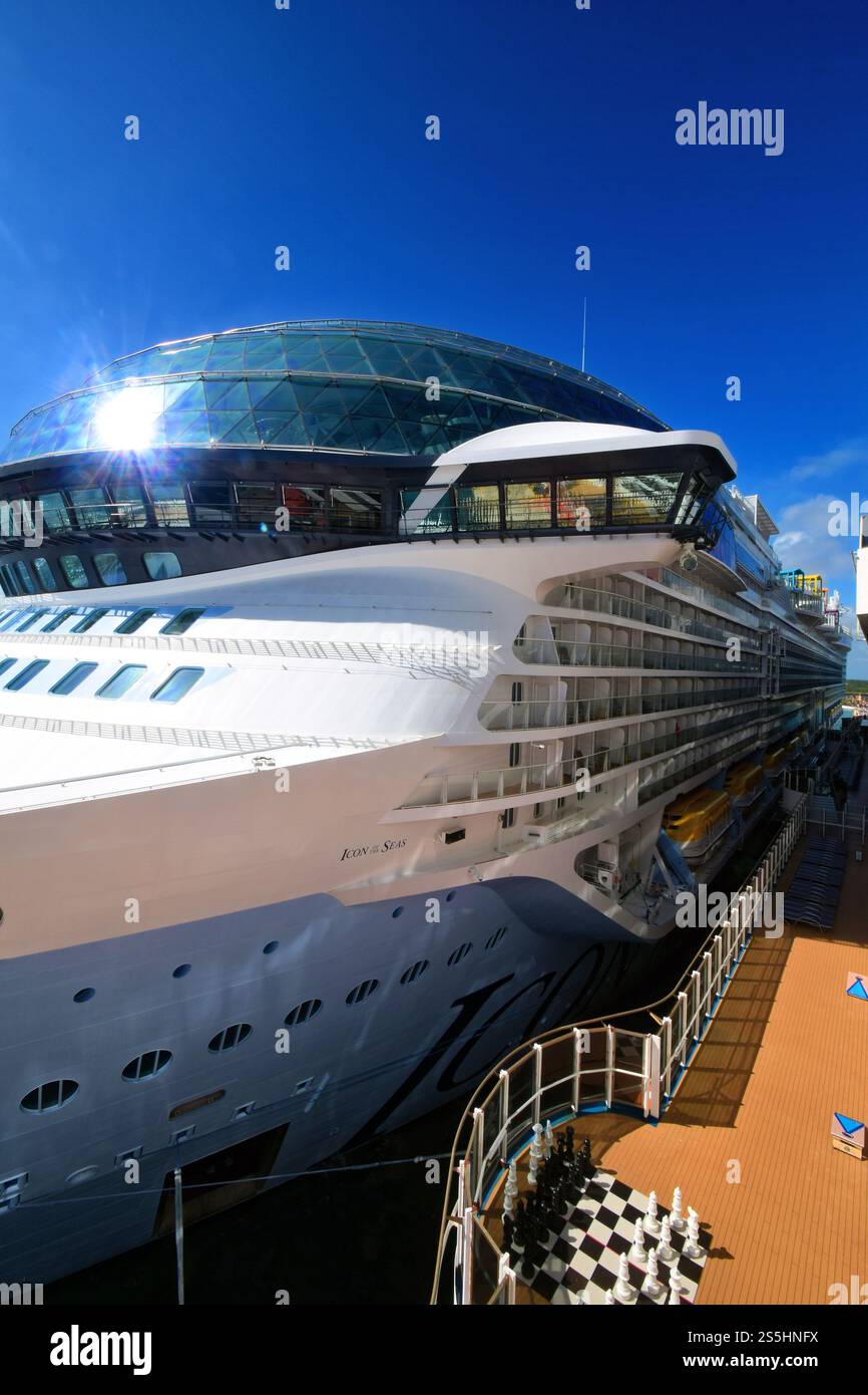 Royal Caribbean Cruise Line Icon of the Seas, Port side from the bow ...