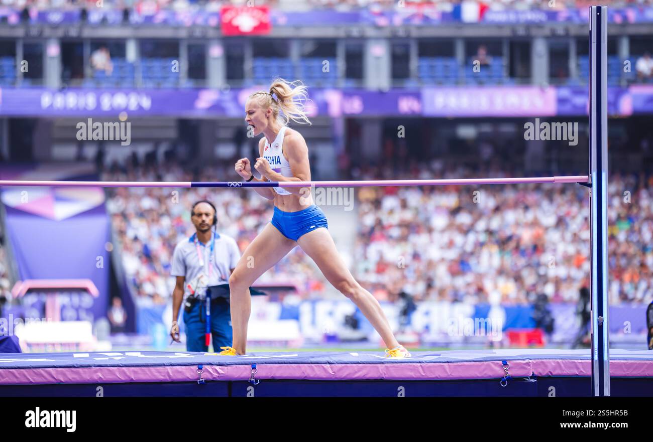 Michaela Hrubá participating in the high jump at the Paris 2024 Olympic Games Stock Photo - Alamy