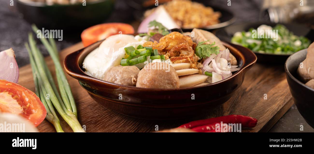 Guay Jap, meatballs, Vietnamese Pork Sausage and Pork bone, Thai food ...