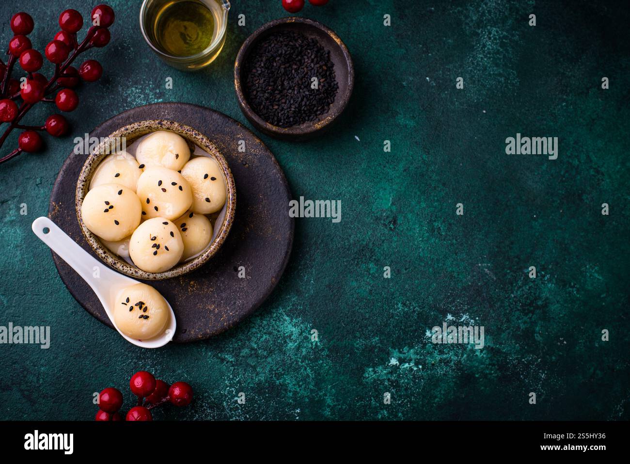 Tang yuan rice dumpling balls for Chinese lunar New year celebration ...