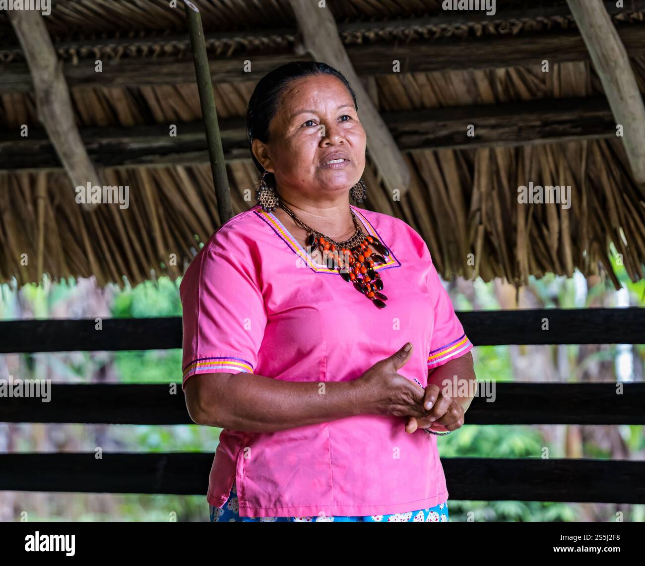 A woman from Añangu Kichwa community, Amazon rainforest, Yasuni ...