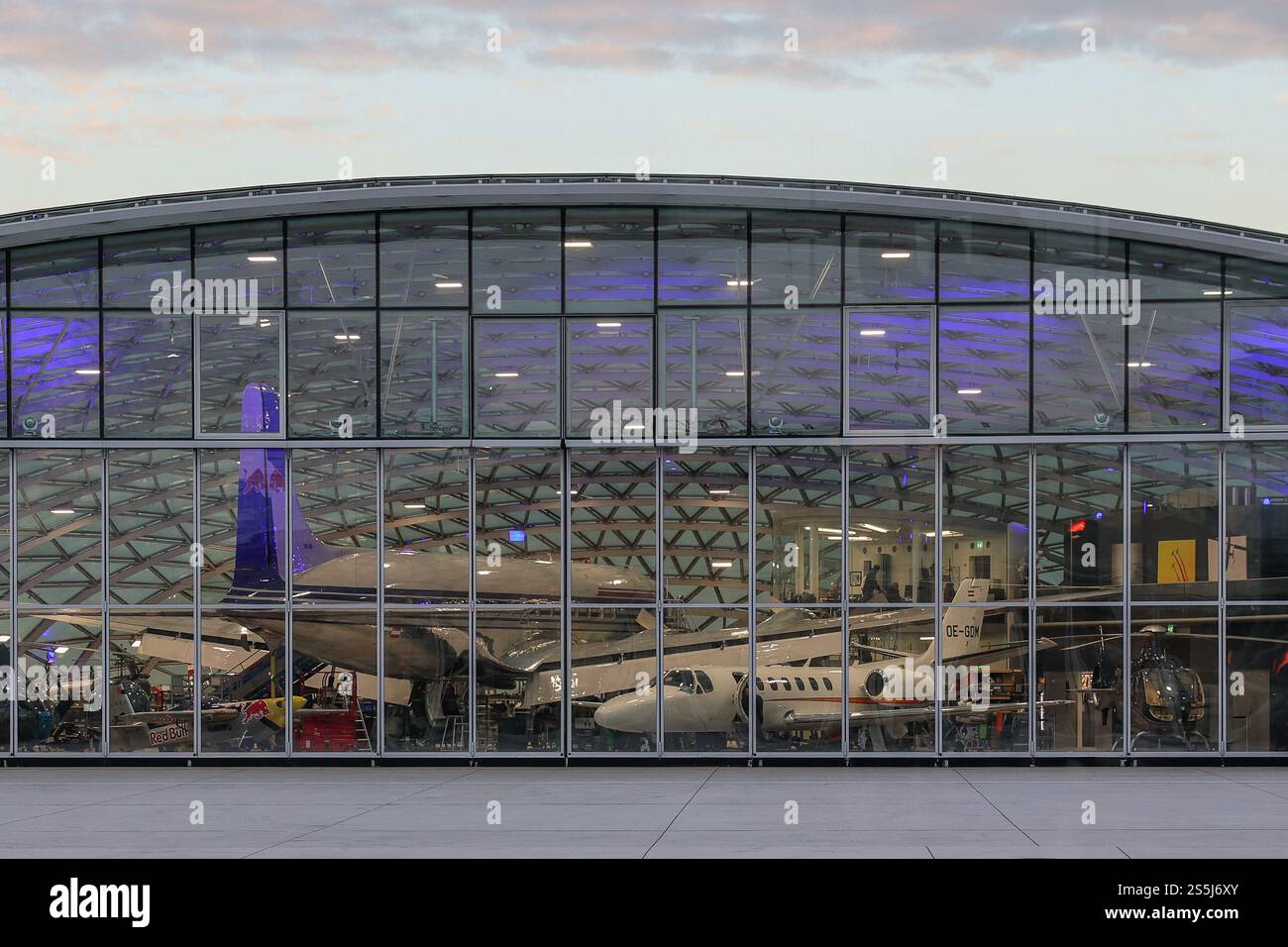 14 January 2025, Austria, Salzburg: View of Hangar 8 at Salzburg ...