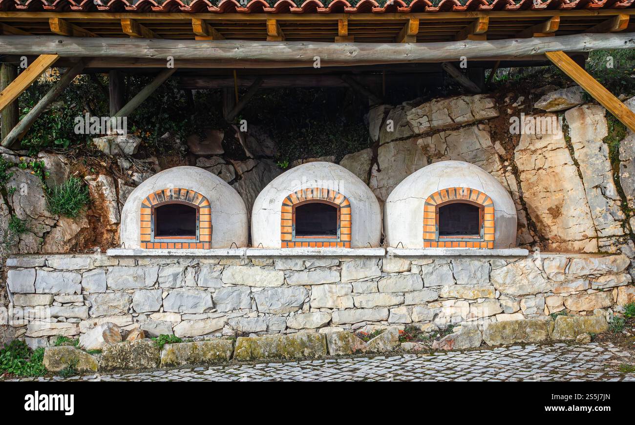 Authentic oven hi-res stock photography and images - Alamy