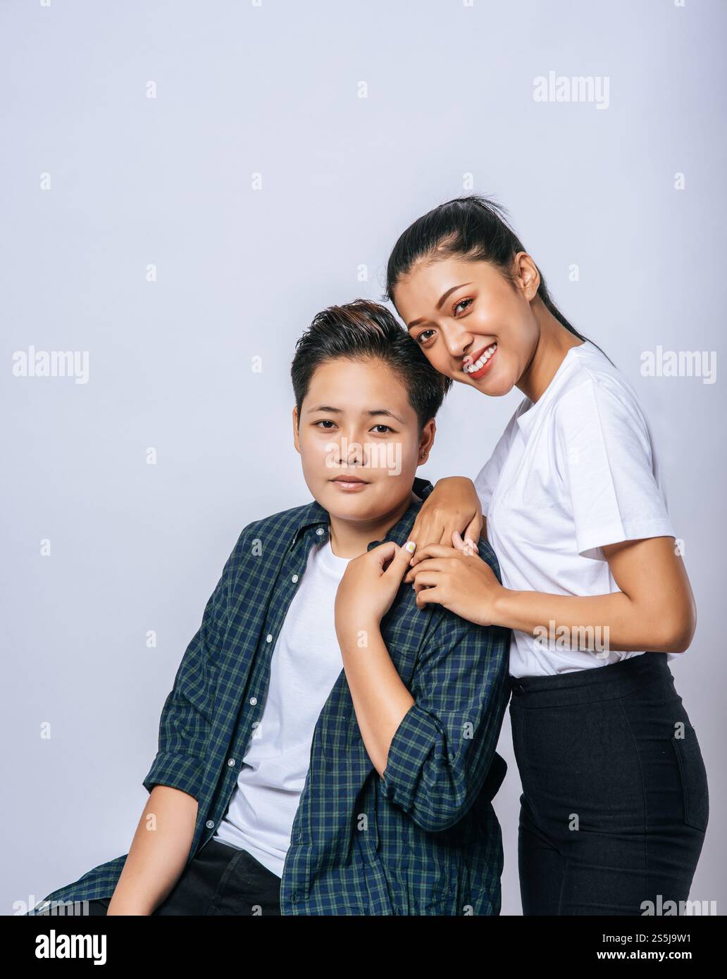 Shoulder held together hi-res stock photography and images - Alamy