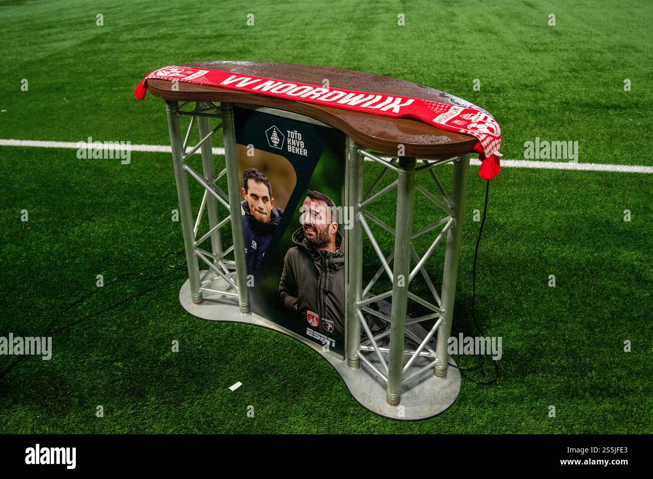 Espn desk hi-res stock photography and images - Alamy